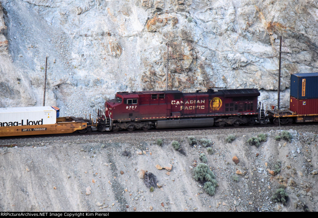 CP 9757 Mid-Train DPU